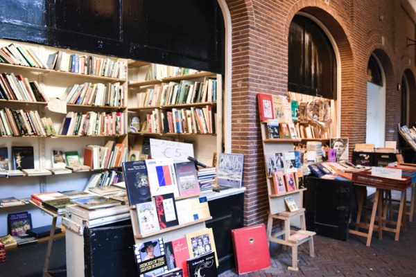 Book Lover’s Guide to The Netherlands: Amsterdam – Babbling Books